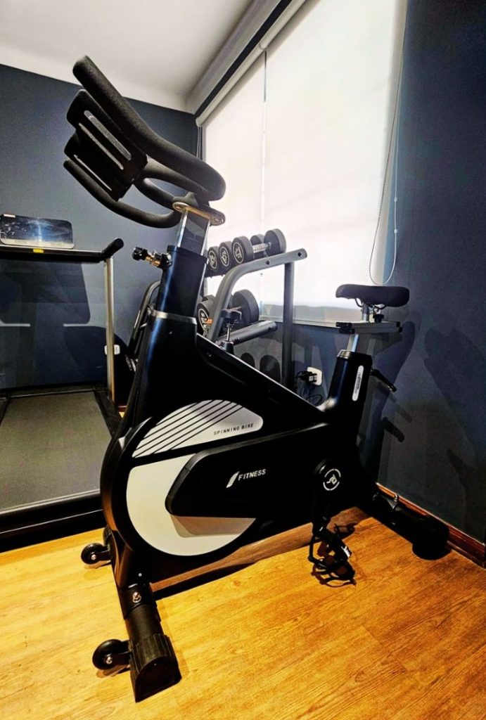 IC 500 INDOOR BIKE - www.ciafitness.com.pe
